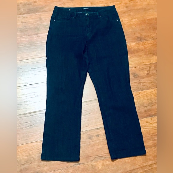 Simon Chang | Jeans | Euc Simon Chang Dark Blue Wash Jeans | Poshmark